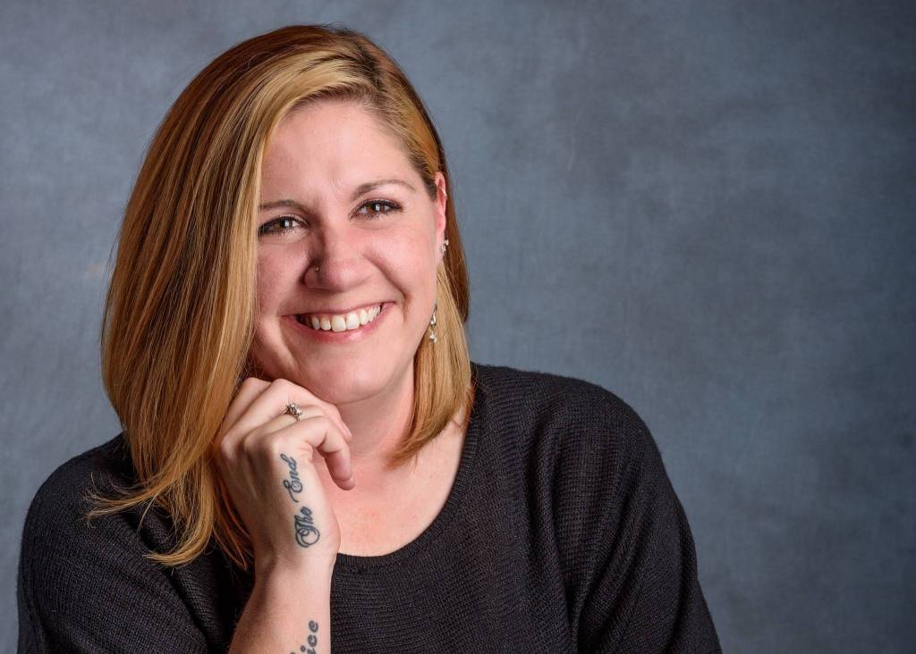 About | Nicole Edwards